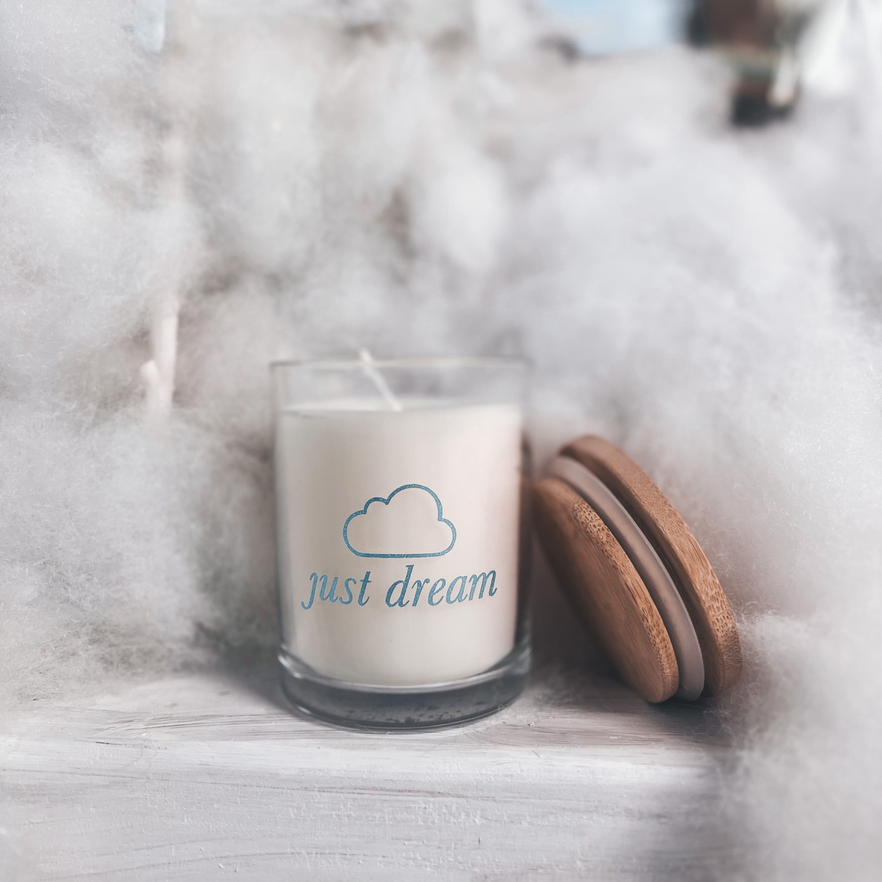 Dream Spa Medical Signature Scent Candle